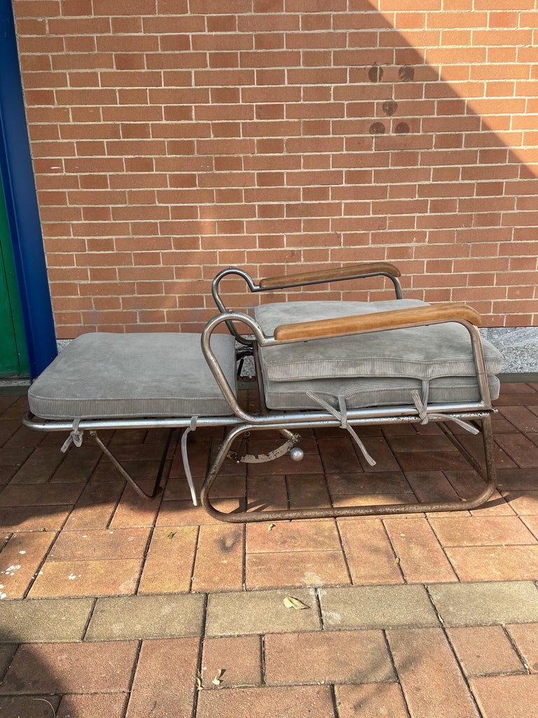 Bauhaus Extendable Armchair, 1930s For Sale at 1stDibs