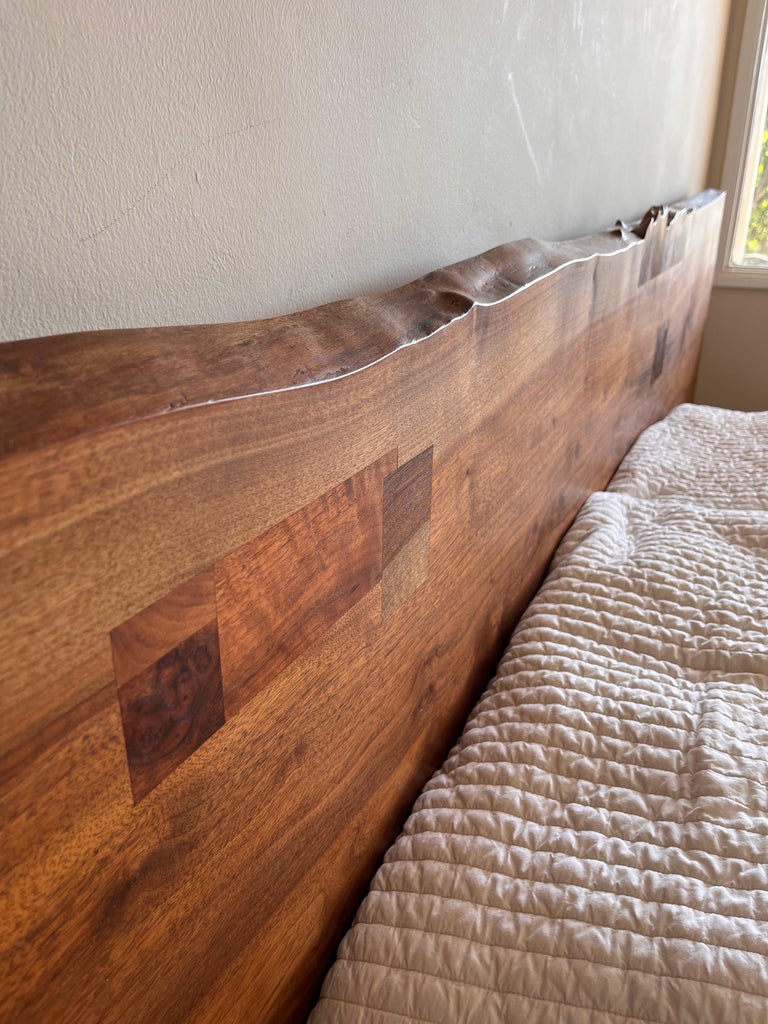 BDDW Horizontal Live-Edge Slab Bed For Sale at 1stDibs