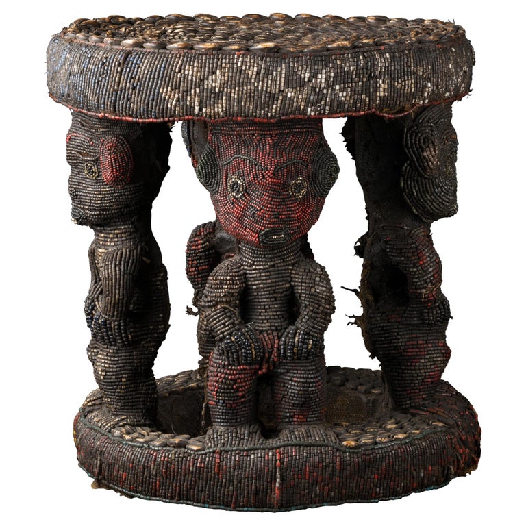 Beaded Royal Stool Supported by Four Figures For Sale at 1stDibs