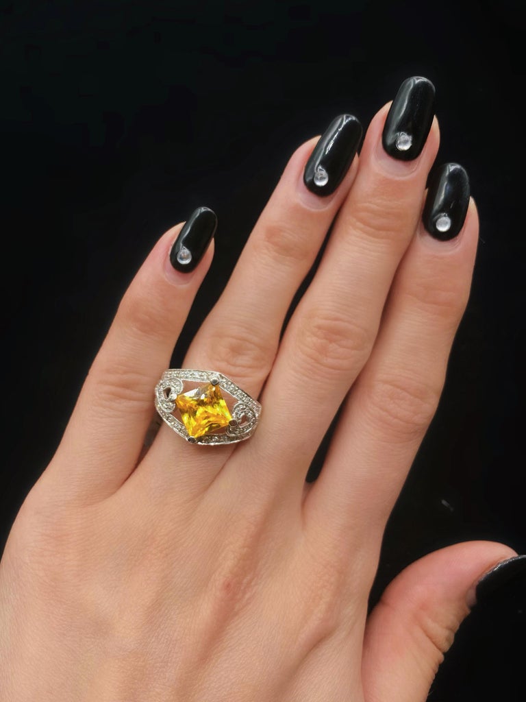 Customizable Beautiful 14k White Gold Citrine Cocktail Ring For Sale at ...