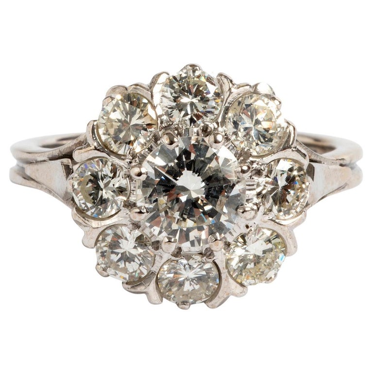 Beautiful 18 Carat White Gold Ring, 1.30 Carat 'Approx' in Diamonds For ...