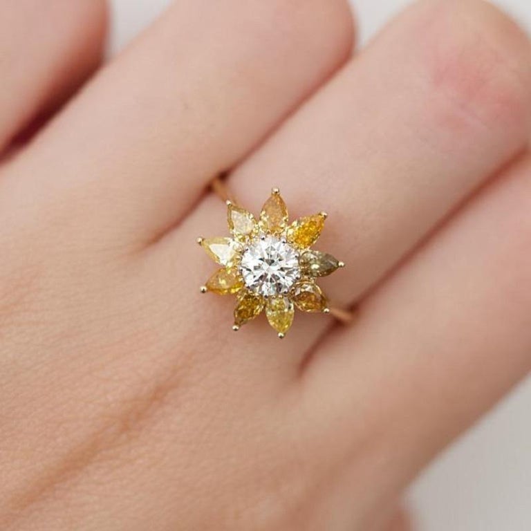 Beautiful 18K Yellow Gold Diamond Ring with 1.160 Ct Natural Diamonds ...