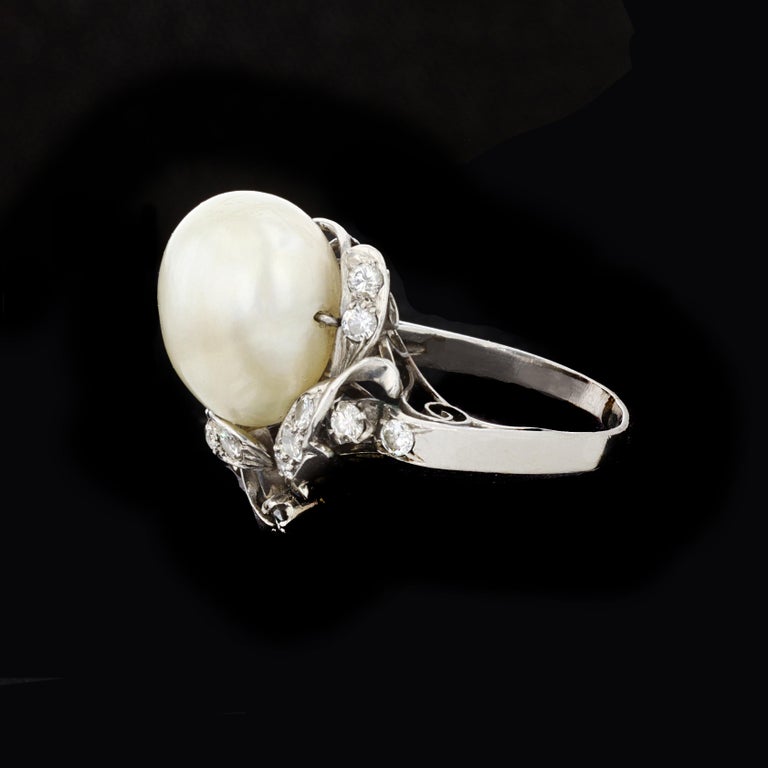 Beautiful Baroque Pearl and Diamond Ring For Sale at 1stDibs