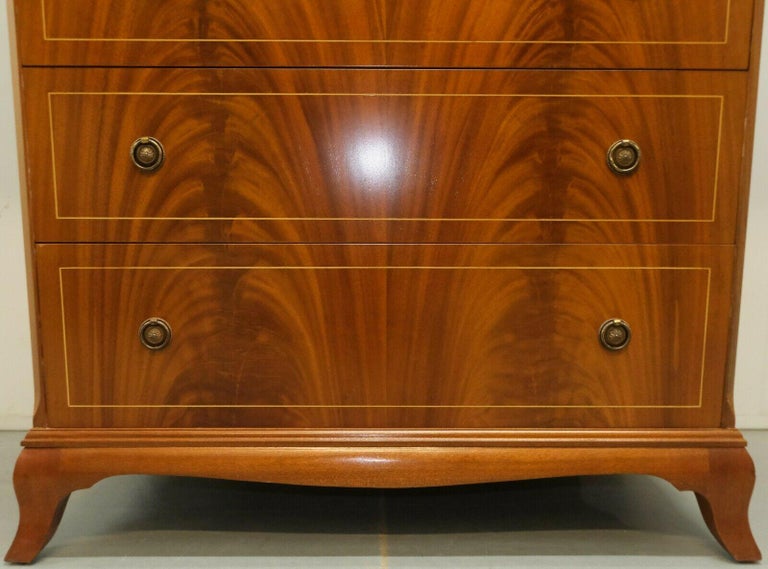 Beautiful Beithcraft Ltd Scotland Contemporary Flamed Figure Chest of ...