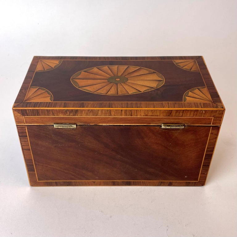 Beautiful Box with Elegant Marquetry Inlays from the Early 19th Century ...