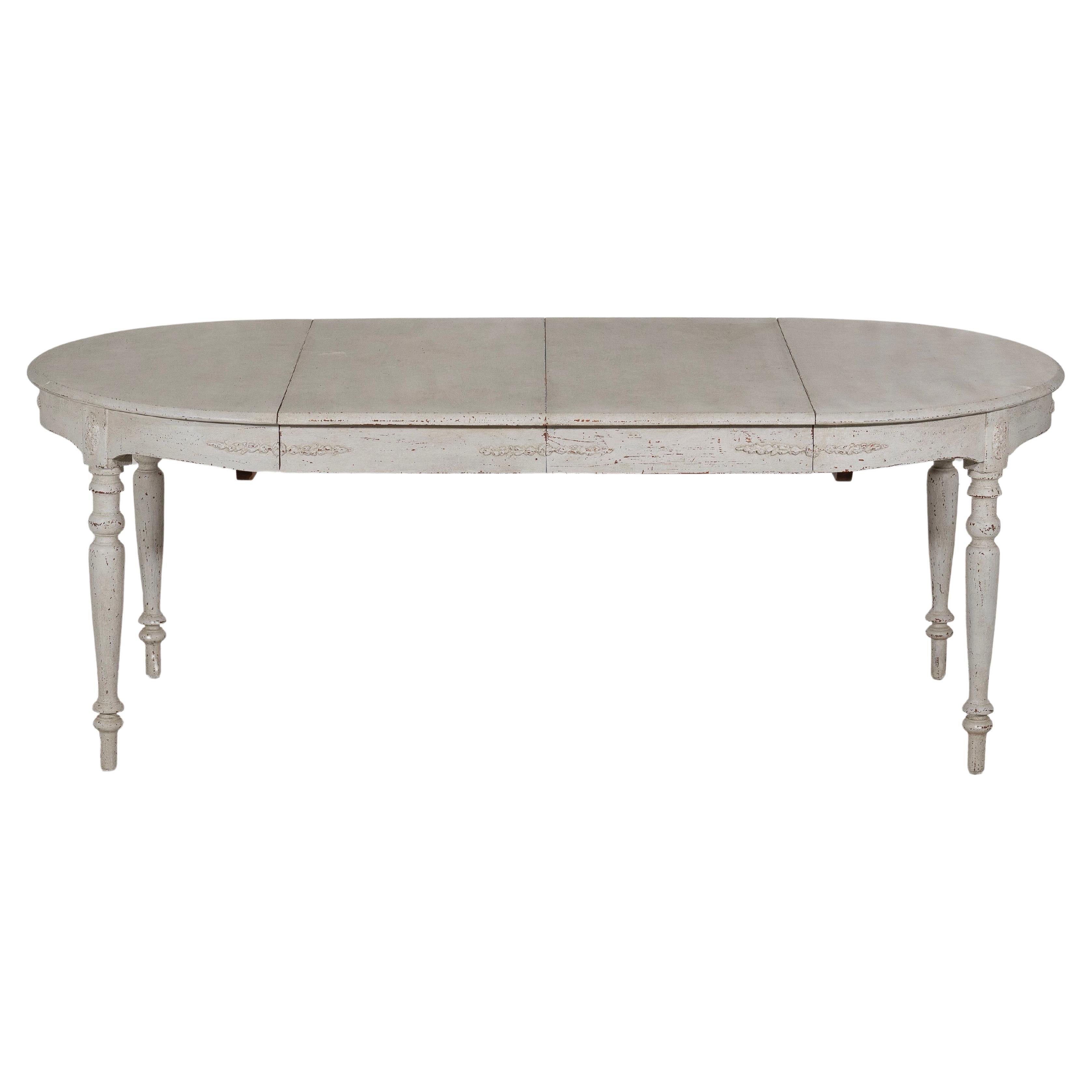 Beautiful carved dinning table, circa 100 years old. For Sale at 1stDibs