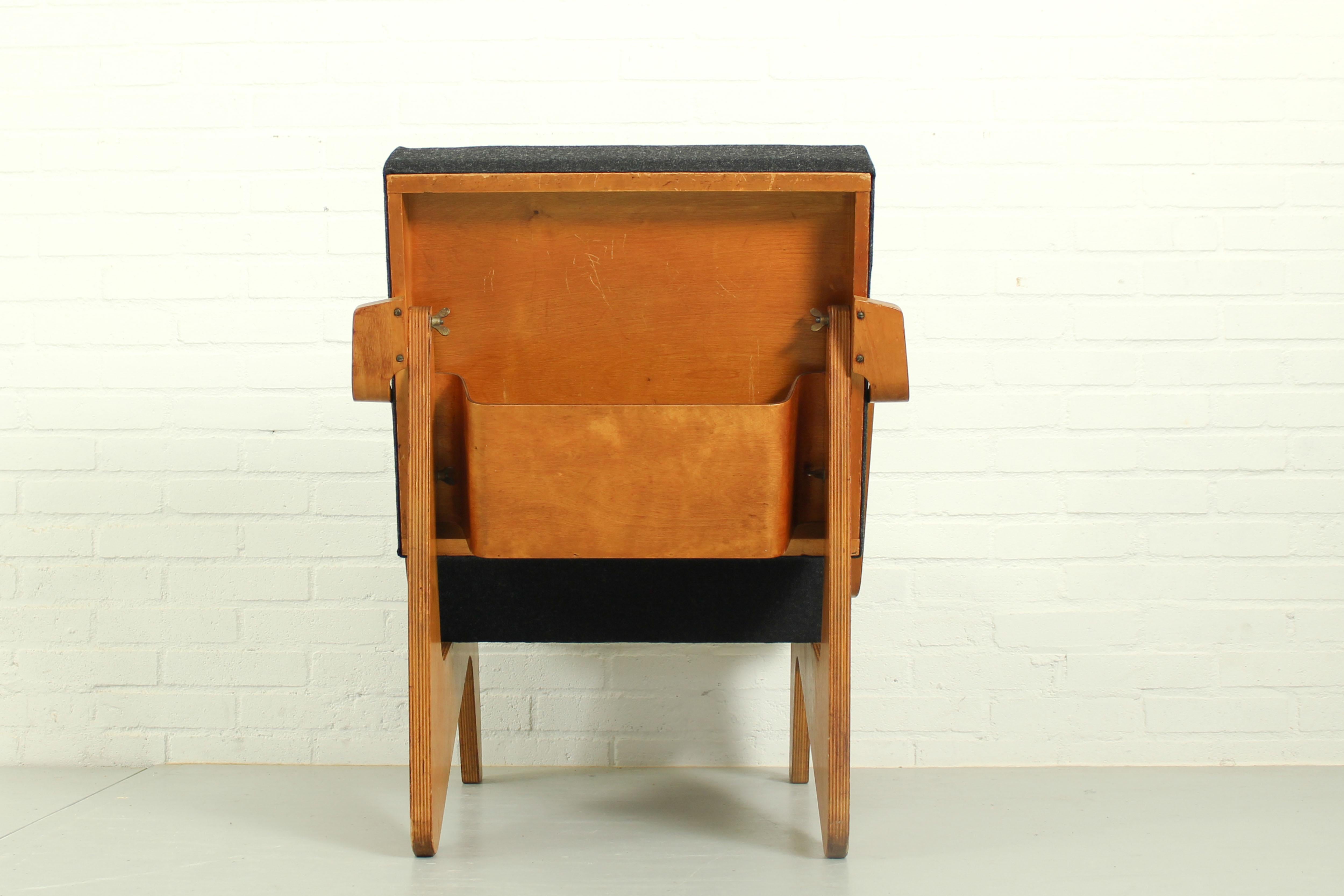 Beautiful Combex FB03 with Magazine Holder by Cees Braakman for Pastoe ...