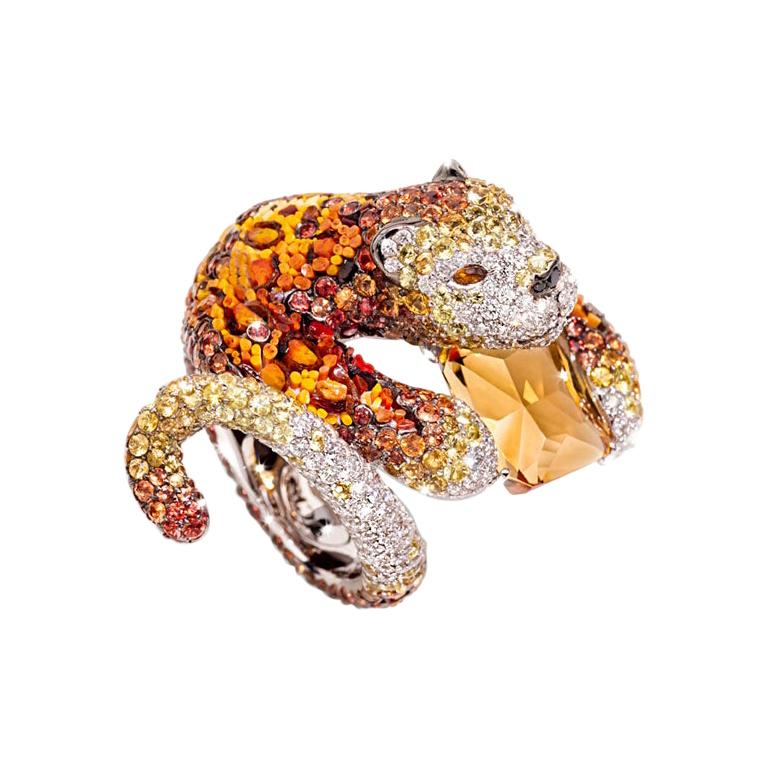 Ring White Gold White and Black Diamonds Sapphires Quartz Topaz ...