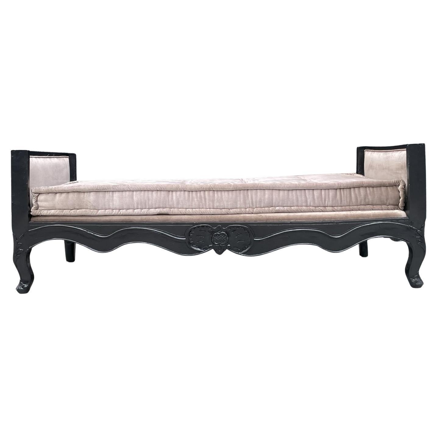 Dutch Colonial Solid Rosewood Day Bed at 1stDibs