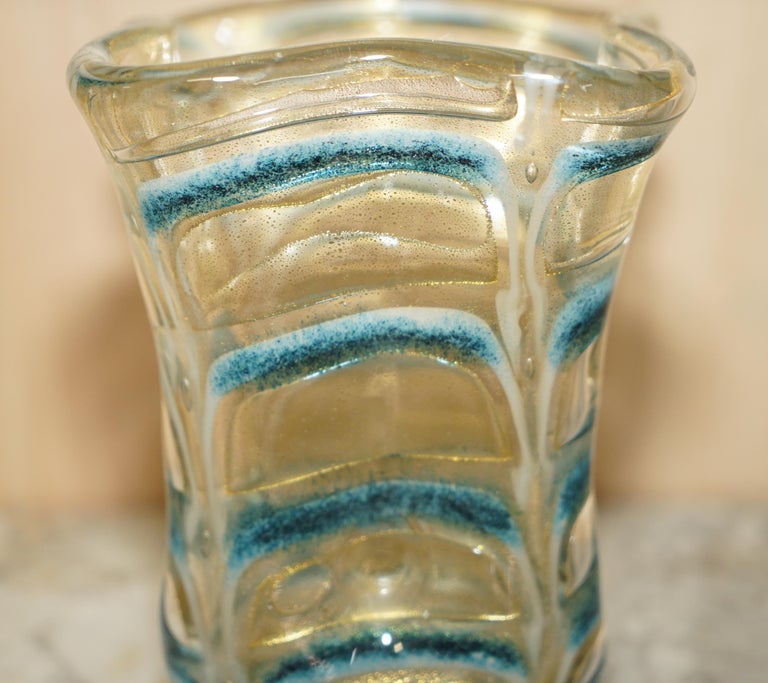 Beautiful Decorative Custom Made Decorative Glass Vase with Crimped ...