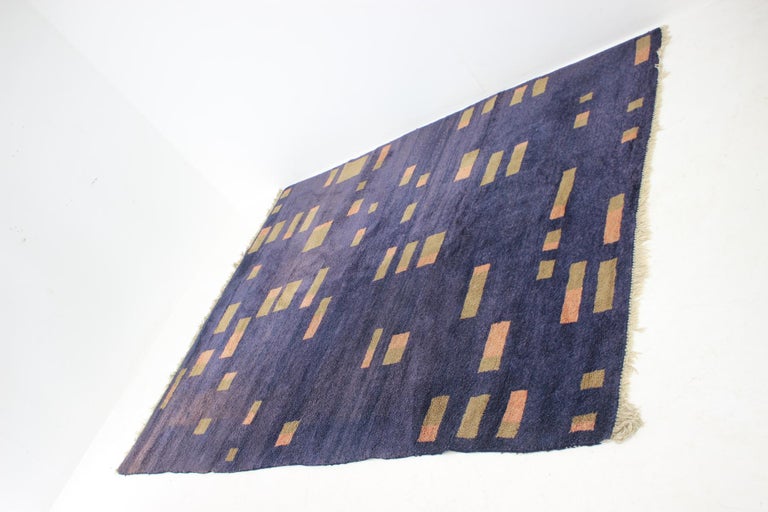 Beautiful Design Geometric Wool Carpet / Rug, 1950s For Sale at 1stDibs
