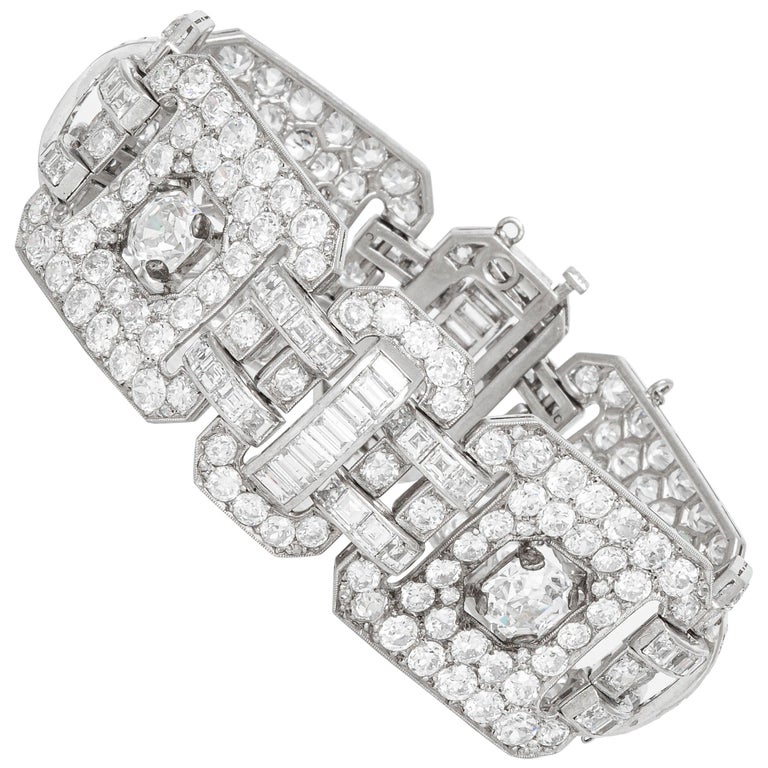 Beautiful Diamond Link Bracelet For Sale at 1stDibs