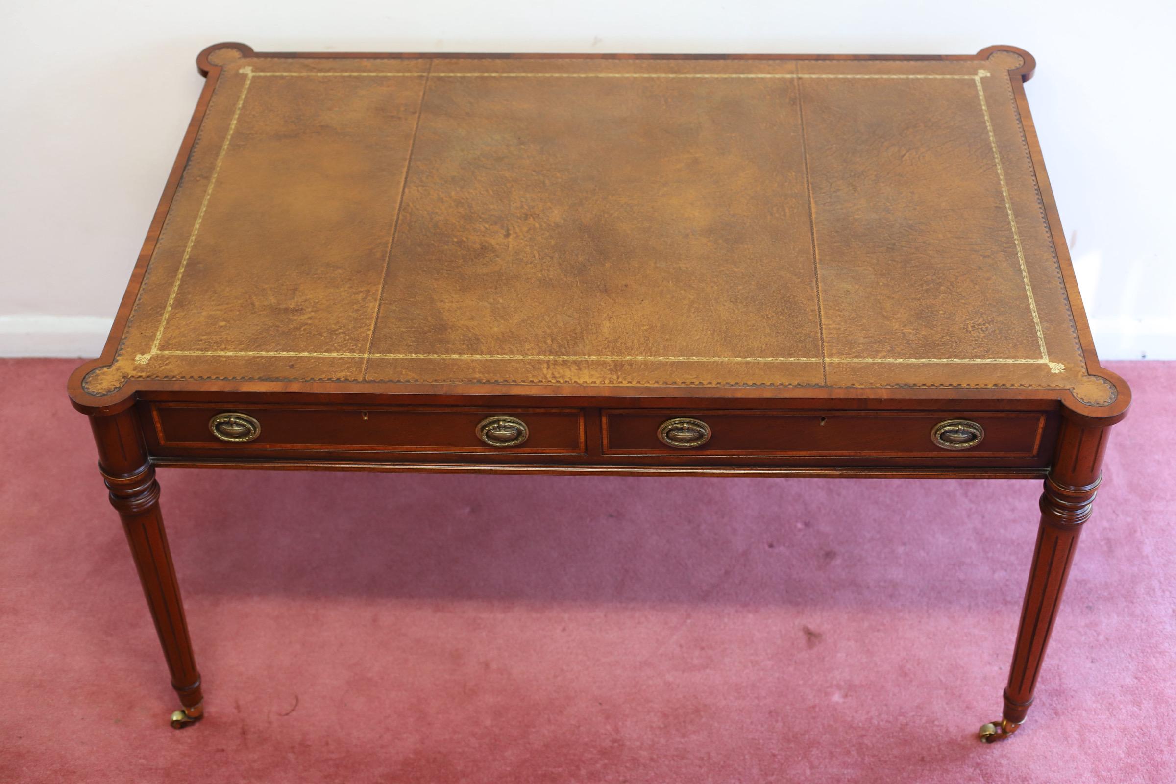 Beautiful Edwardian Large Leather Top Writing Desk For Sale at 1stDibs