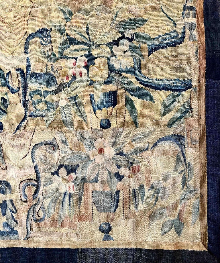 Beautiful Flemish Tapestry 17th. Century - n° 1163 For Sale at 1stDibs