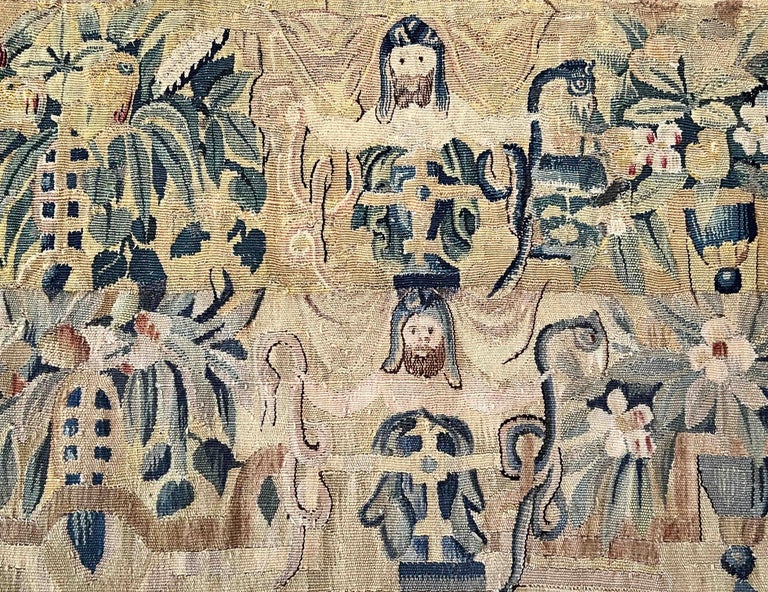Beautiful Flemish Tapestry 17th. Century - n° 1163 For Sale at 1stDibs