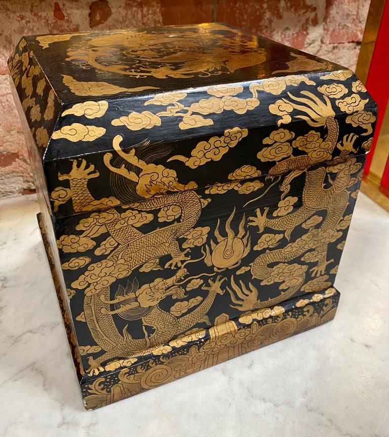 Beautiful Italian Decorative Big Box 1950 For Sale at 1stDibs