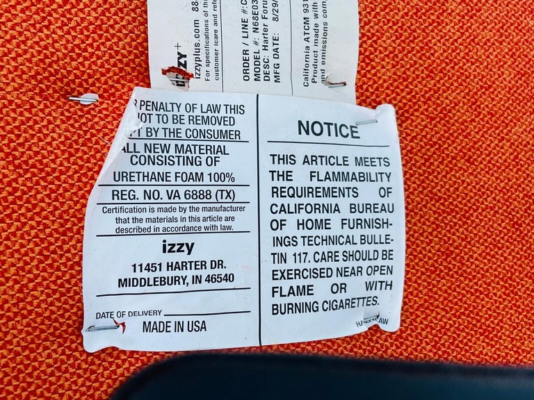 Beautiful Modern Sofa Made in the USA by Izzy For Sale at 1stDibs