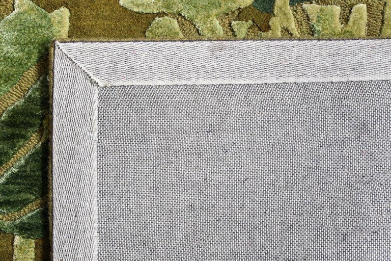 Beautiful New Modern Design Hand Tufted Rug For Sale at 1stDibs