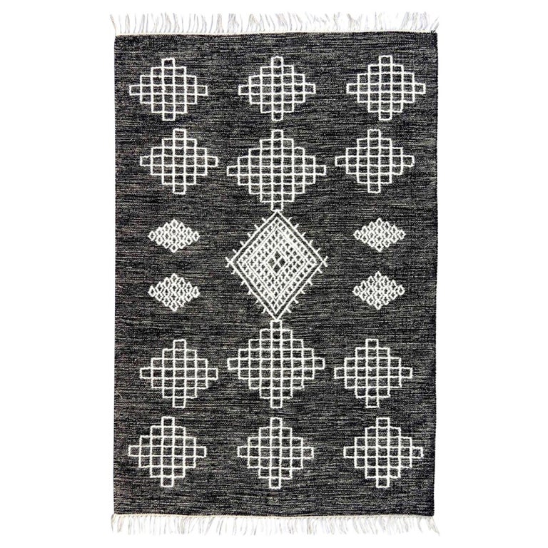 Beautiful New Tribal Moroccan Design Handwoven Kilim Rug For Sale at ...