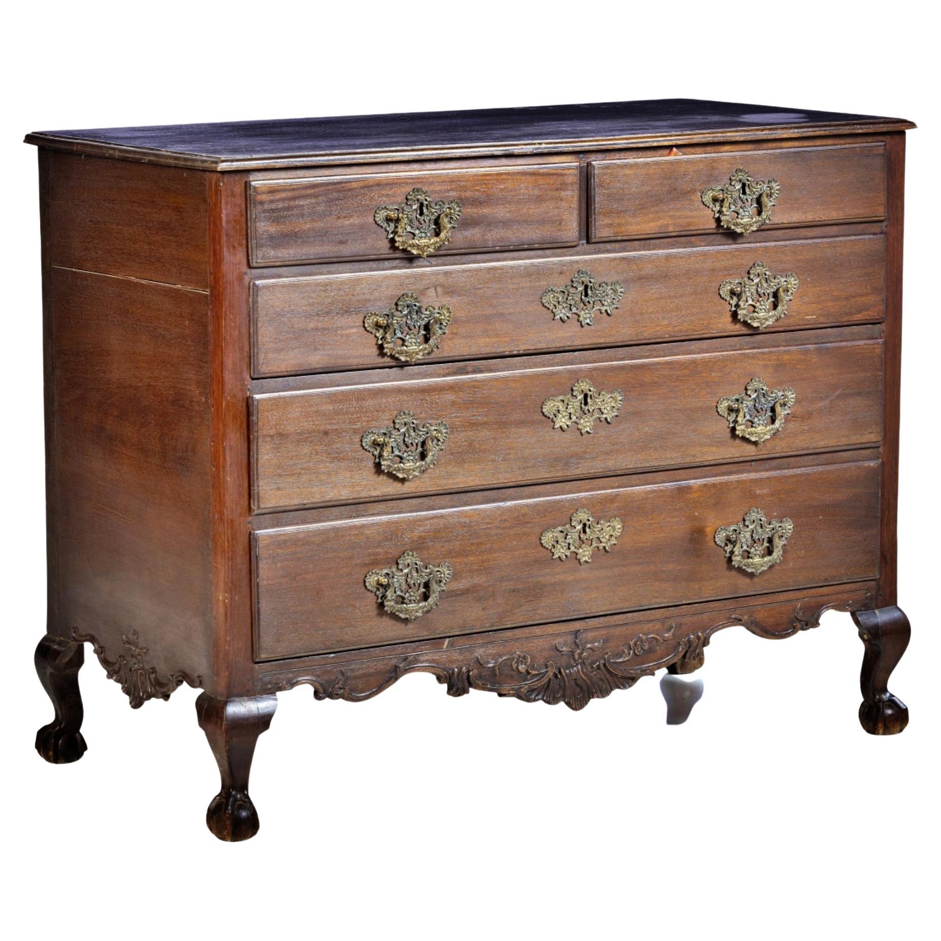 Beautiful Portuguese Drawer 18th Century For Sale at 1stDibs