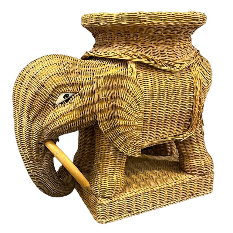 Beautiful Rattan Wicker Elephant Side Table, France, 1960s For Sale at ...