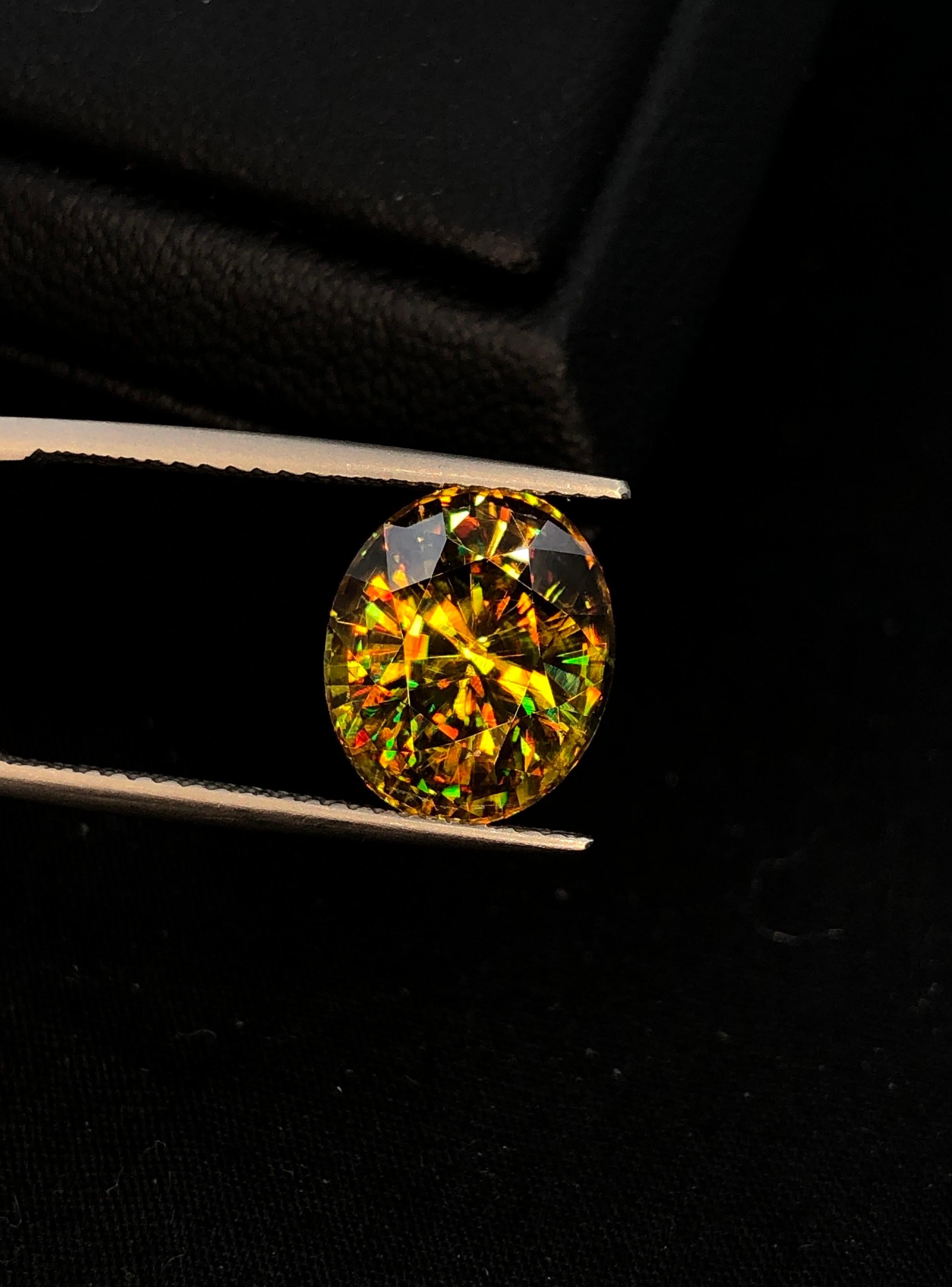 Beautiful Sphene 5.20 ct Natural Oval Madagascar For Sale at 1stDibs