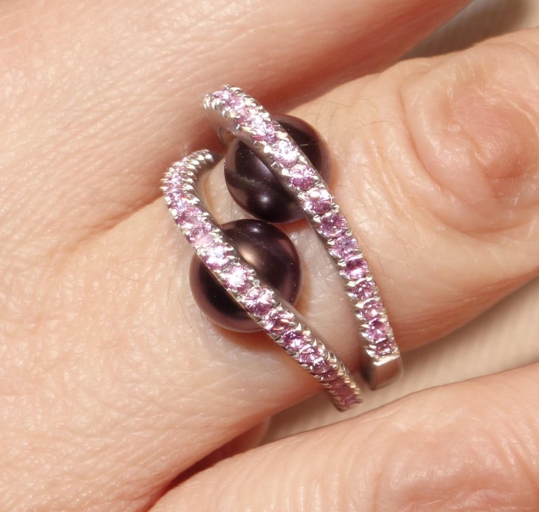 Beautiful Unique Black Pearl and Pink Sapphire Runway Ring For Sale at ...