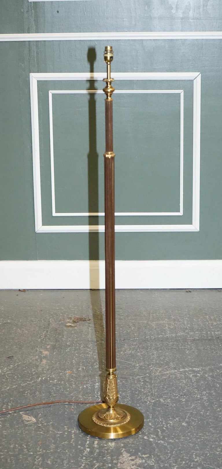 Beautiful Vintage Brass Floor Lamp For Sale at 1stDibs