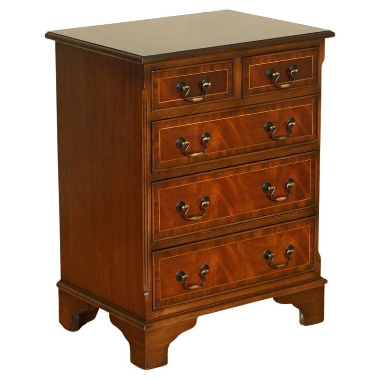 Beautiful Vintage Hardwood Chest of Drawers Bedside End Table For Sale ...