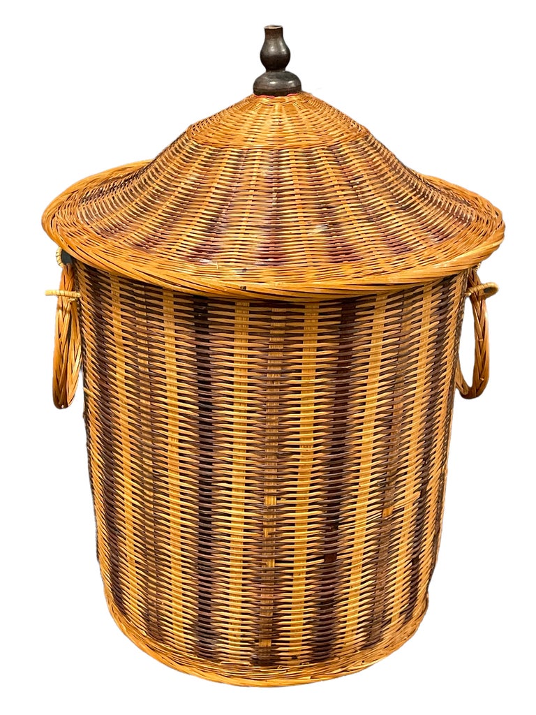 Beautiful Vintage Midcentury Wicker Small Laundry Basket Hamper, 1980s ...