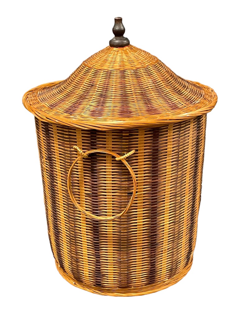 Beautiful Vintage Midcentury Wicker Small Laundry Basket Hamper, 1980s ...