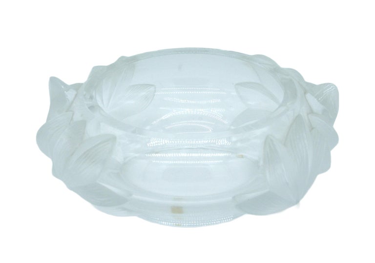 Beautifully Crafted Lalique Centerpiece For Sale at 1stDibs
