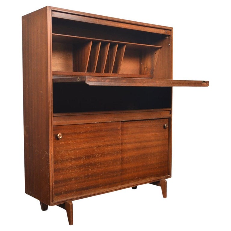 Beaver + Tapley Multi-Width Secretary Desk For Sale at 1stDibs
