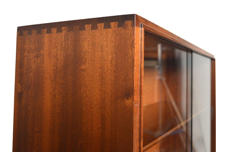 Beaver + Tapley Narrow Bookcase / Cupboard In Mahogany For Sale at 1stDibs