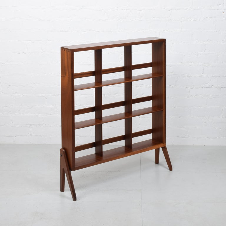 Beaver and Tapley Penguin Bookshelf, Stunning 1950s Mid-Century Classic ...