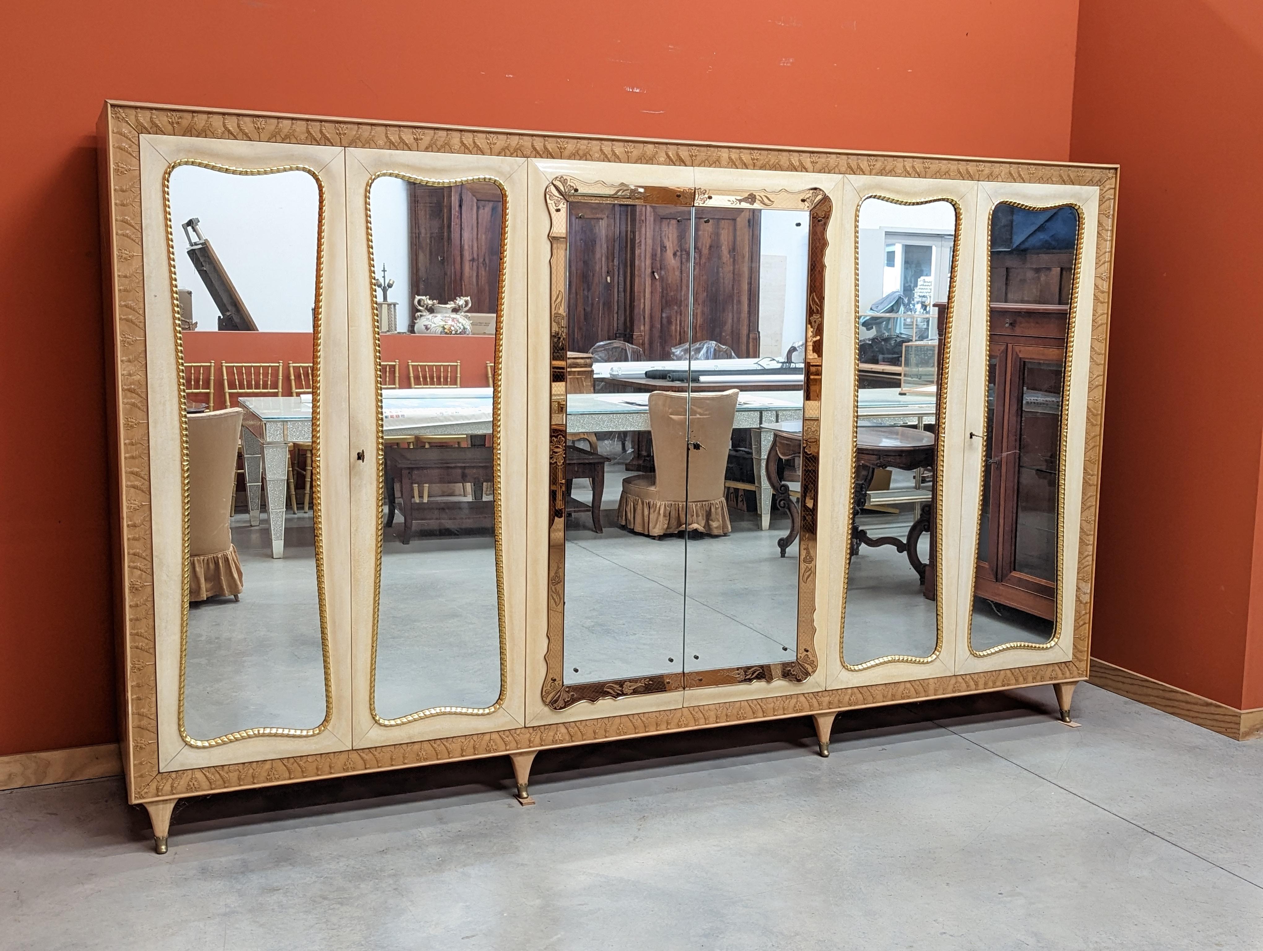 Bedroom Set in Maple and Parchment Attributed to Luigi Colli, 1950s For ...