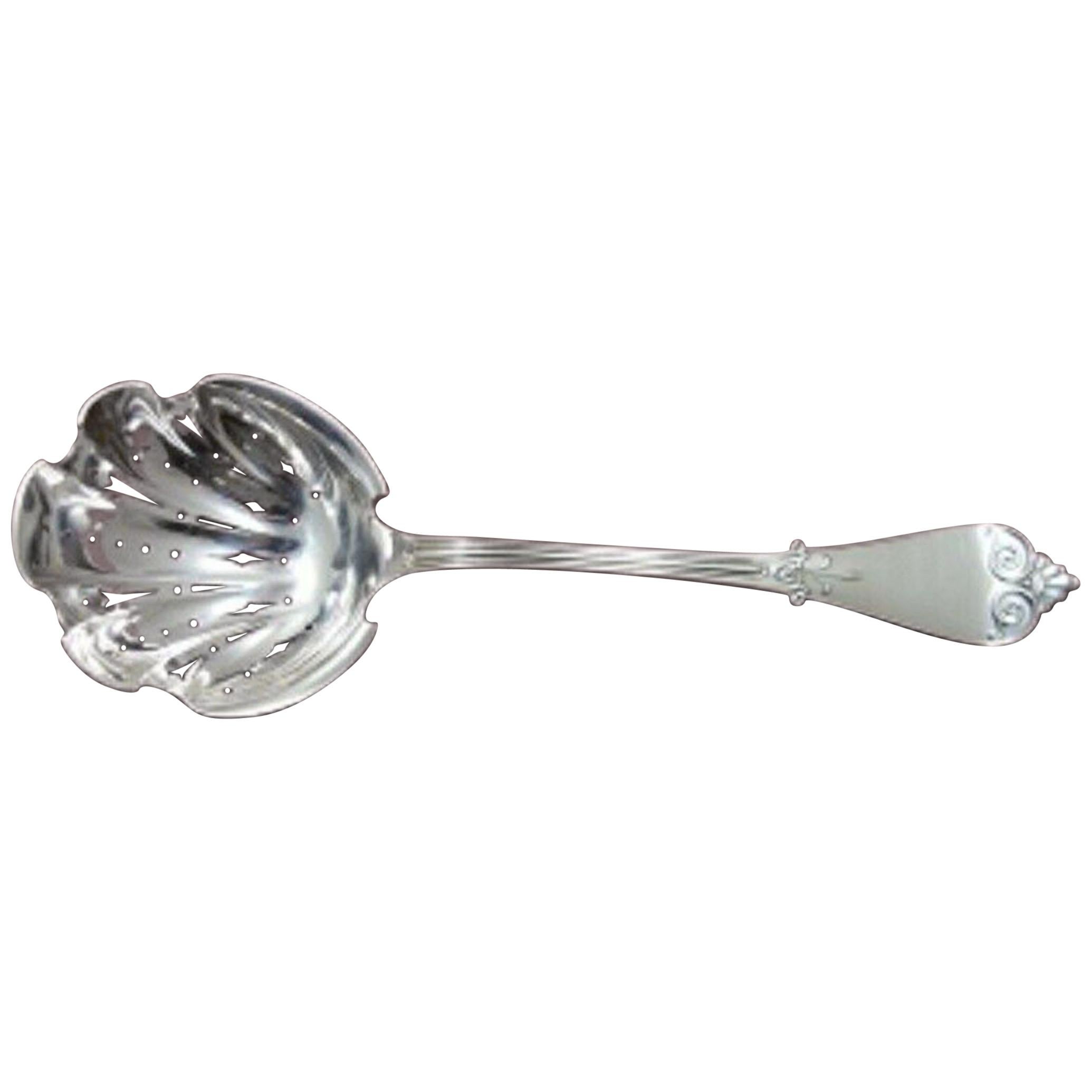Beekman by Tiffany and Co. Sterling Silver Pea Spoon with Ribbed Bowl ...