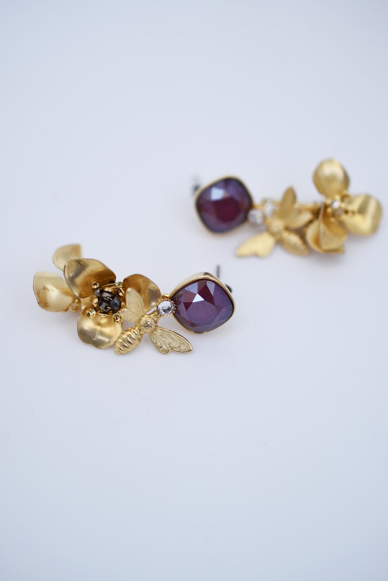 begonia with bee earring / vintage jewelry ,1970's vintage parts For ...