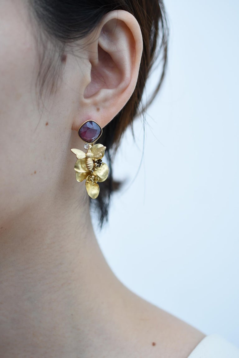 begonia with bee earring / vintage jewelry ,1970's vintage parts For ...