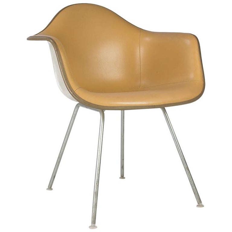 Beige Herman Miller Eames Upholstered DAX Arm Shell Chair at 1stDibs