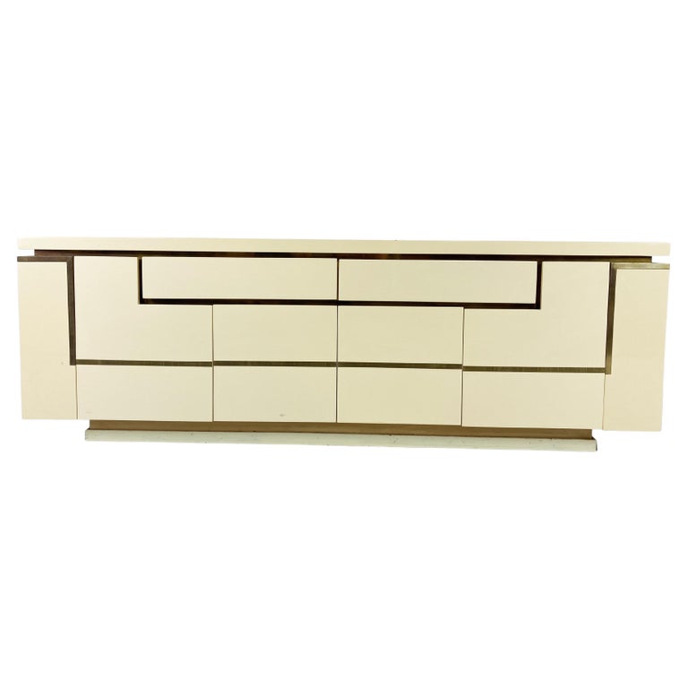 Beige lacquered credenza by Jean Claude Mahey, 1970s For Sale at 1stDibs