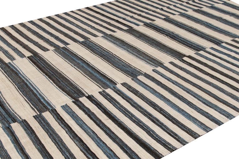 Beige Modern Flat-Weave Handmade Wool Rug For Sale at 1stDibs