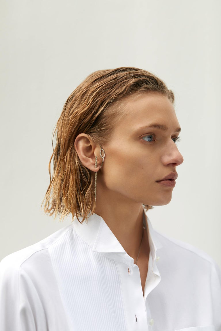 Benji White Ear Pin 8 cm with Lab Diamonds, 18k Gold For Sale at 1stDibs