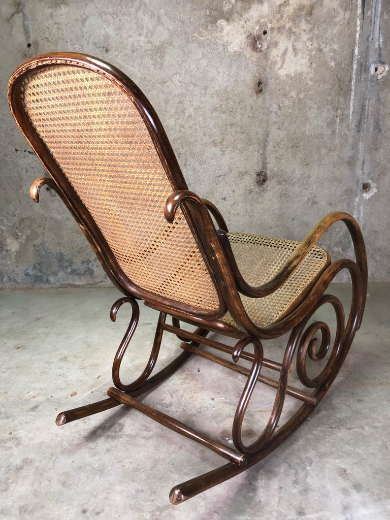 Bentwood Rocking Chair by Fischel, Niemes in Böhmen, Austria, 1910 For ...