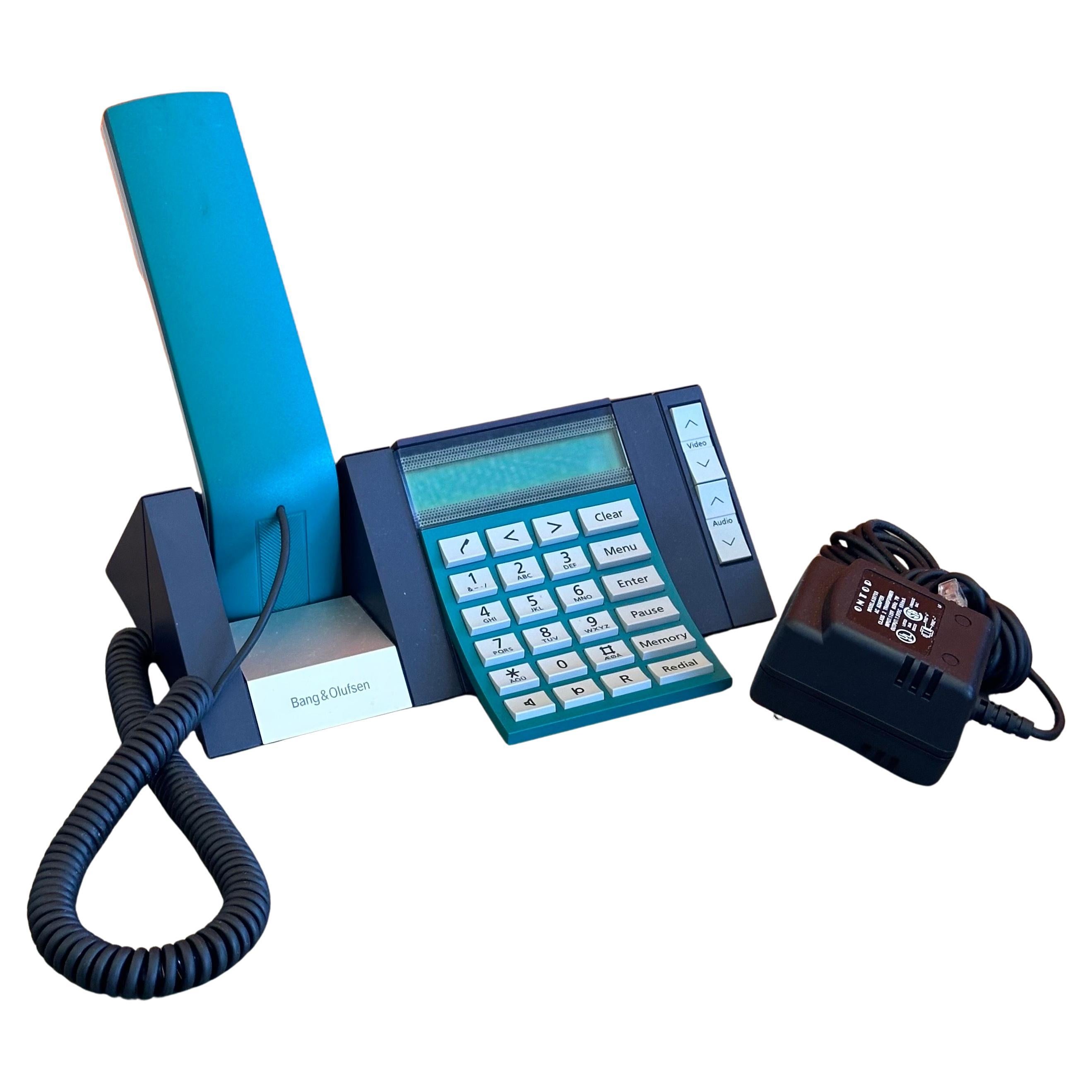 BeoCom 6000 Desktop Telephone in Royal Blue by Martin Iseli for Bang and Olufsen For Sale at 1stDibs