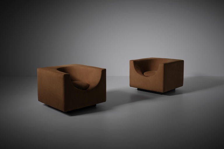 Bernard Govin pair of ‘Elliptique’ armchairs for Saporiti Italia, 1960s ...