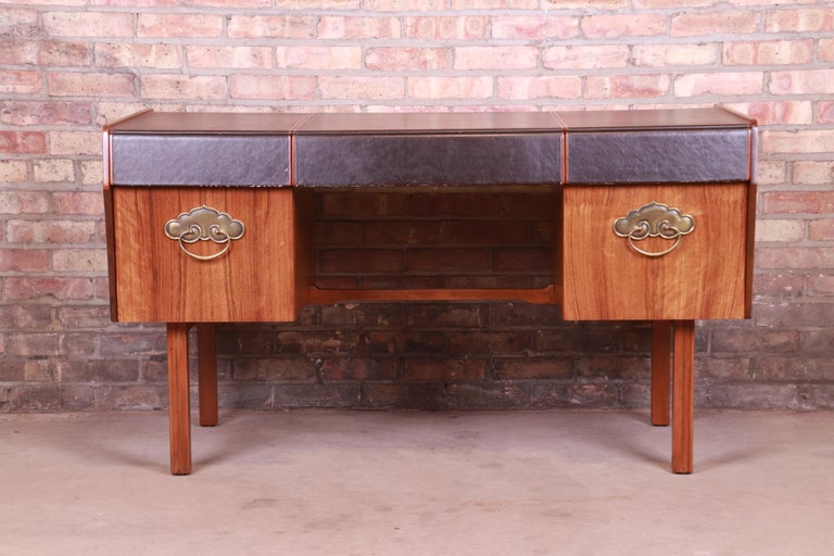 Bert England for John Widdicomb Mid-Century Modern Walnut Leather Top ...