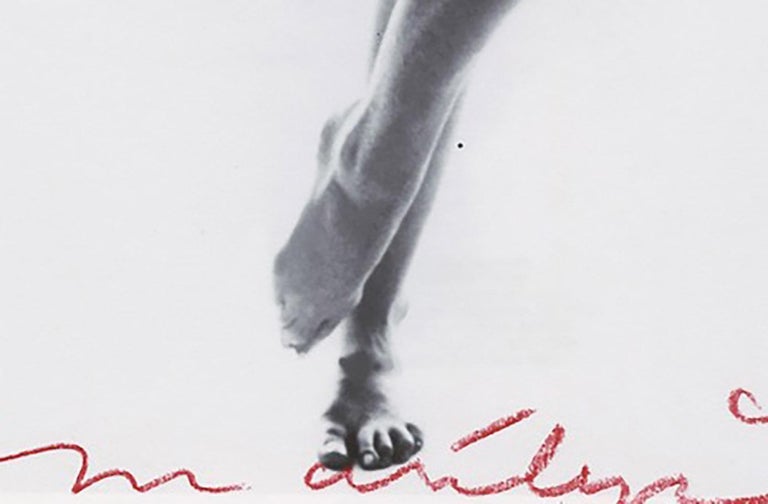 Bert Stern - Bert stern "Marilyn Monroe black and white scarf " 2012 ...