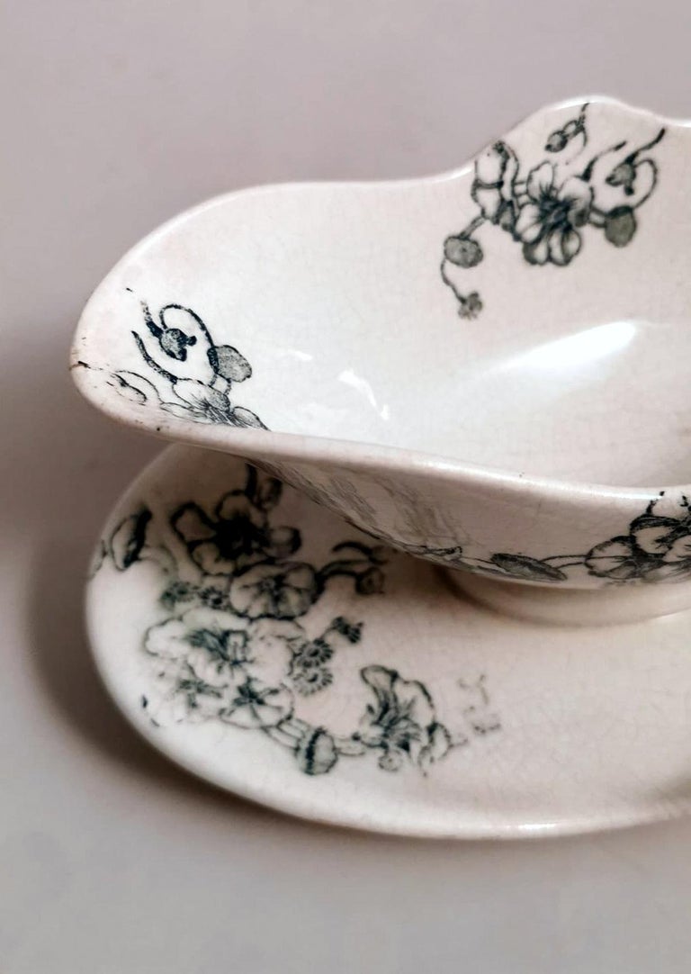 Bertrand Leon Bordeaux French Majolica Gravy Boat "Capucine" Flower ...