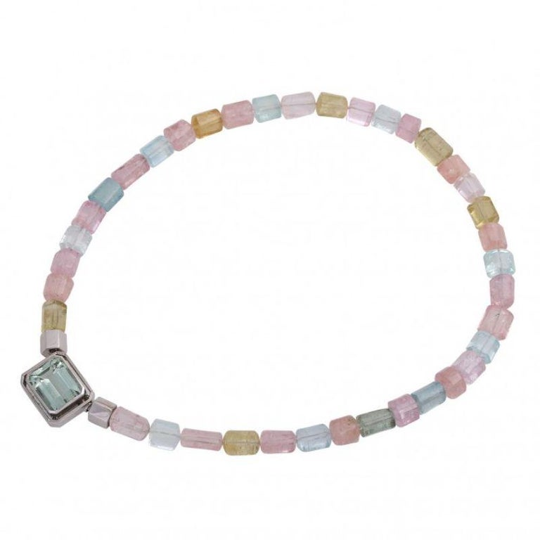 Beryl Necklace with Interchangeable Bayonet Clasp, Especially with 1 ...